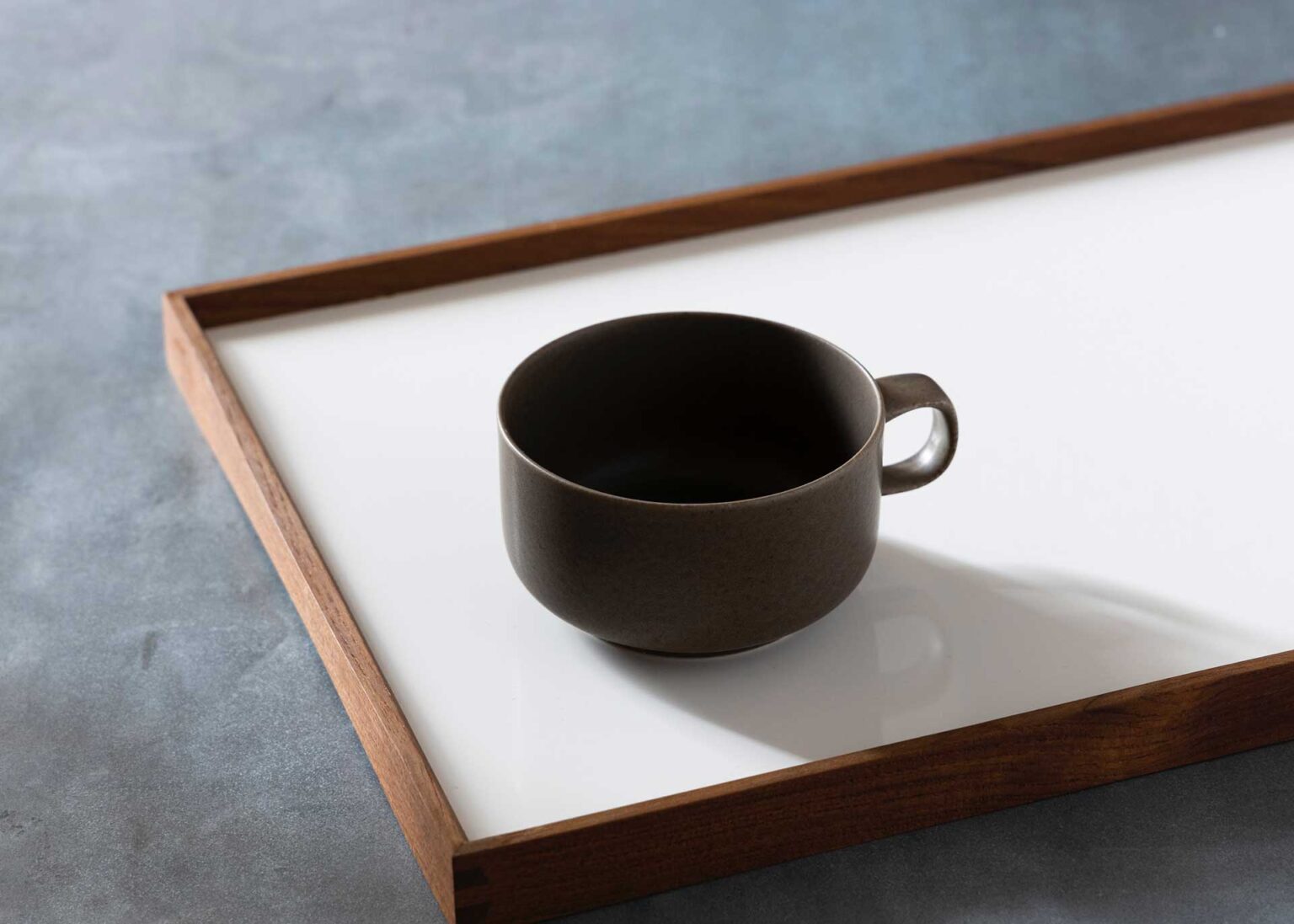 イイホシユミコの“my mug” 愛着を持って長く使いたいセンスのいいマグカップ | ToKoSie ー トコシエ