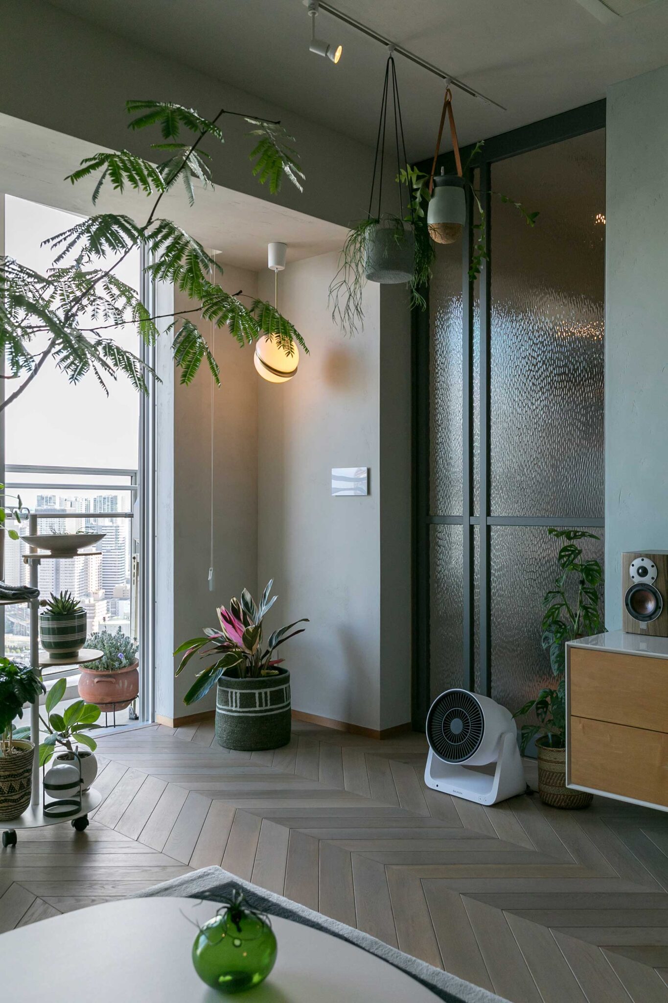 タワーマンションのリノベアートとヴィンテージを抜群のバランスでMIX | ToKoSie ー トコシエ