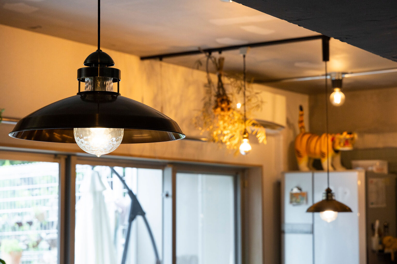 5人家族で暮らす2LDKシームレスな空間に居場所を自由に確保する | ToKoSie ー トコシエ