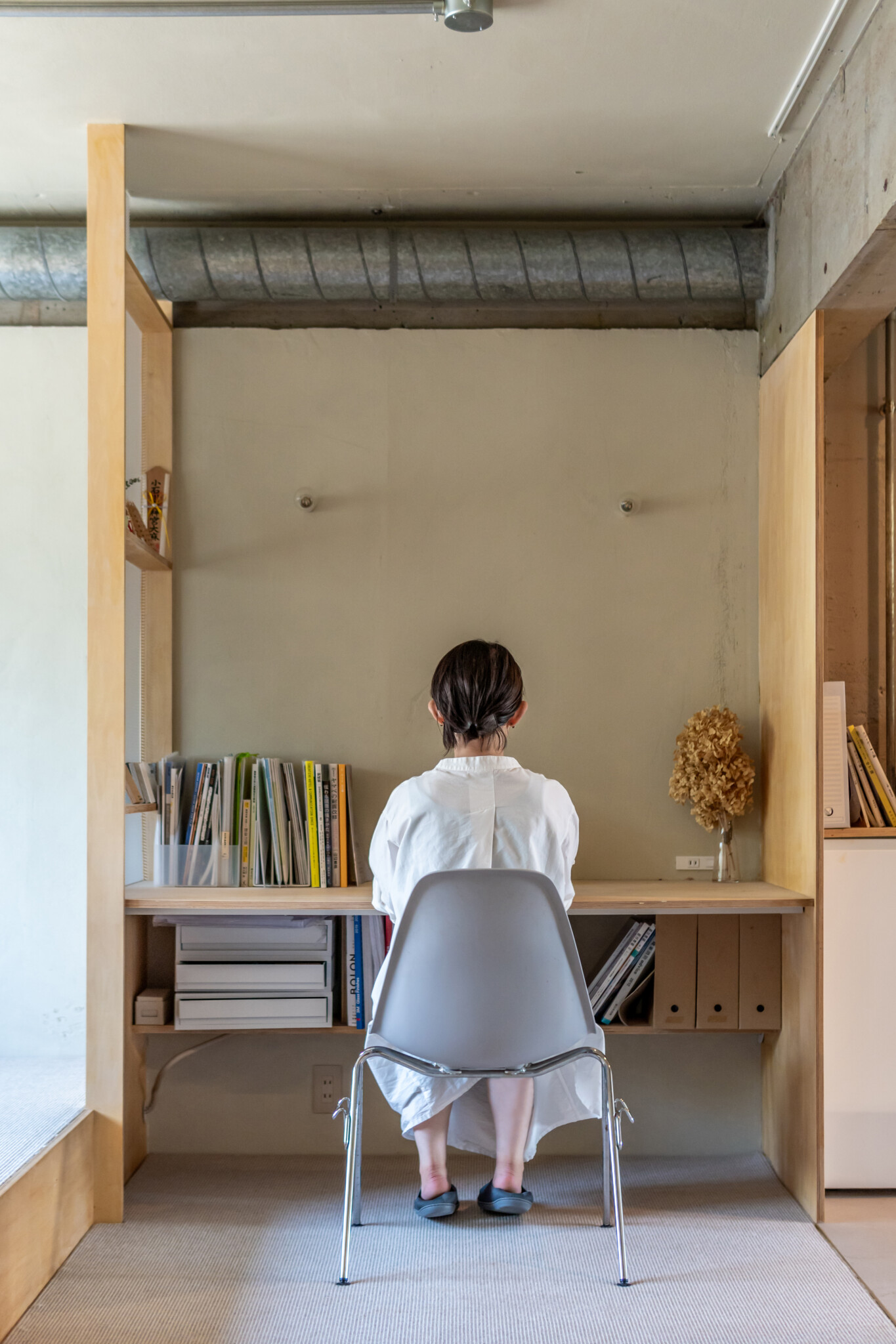 家族4人の60㎡リノベーションどの部屋からも公園の緑を感じられる 建築家の住まい | ToKoSie ー トコシエ